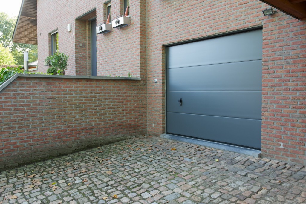 Garagentore | Jani-Bau